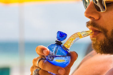 7 Best Mini Bubbler Pipes - Everything 420